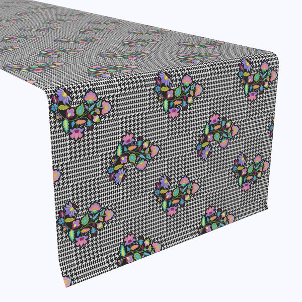 Houndstooth & Flowers Runners – Tablecloth.com