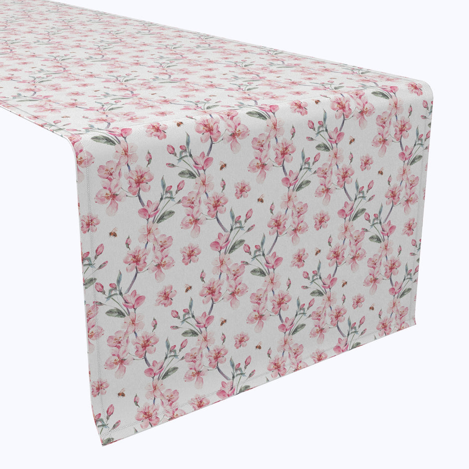 Valentine's Day Table Runners – Tablecloth.com